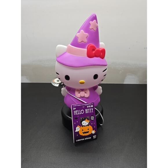 Hello Kitty | Accents | Hello Kitty Halloween Witch Blow Mold Led Light ...